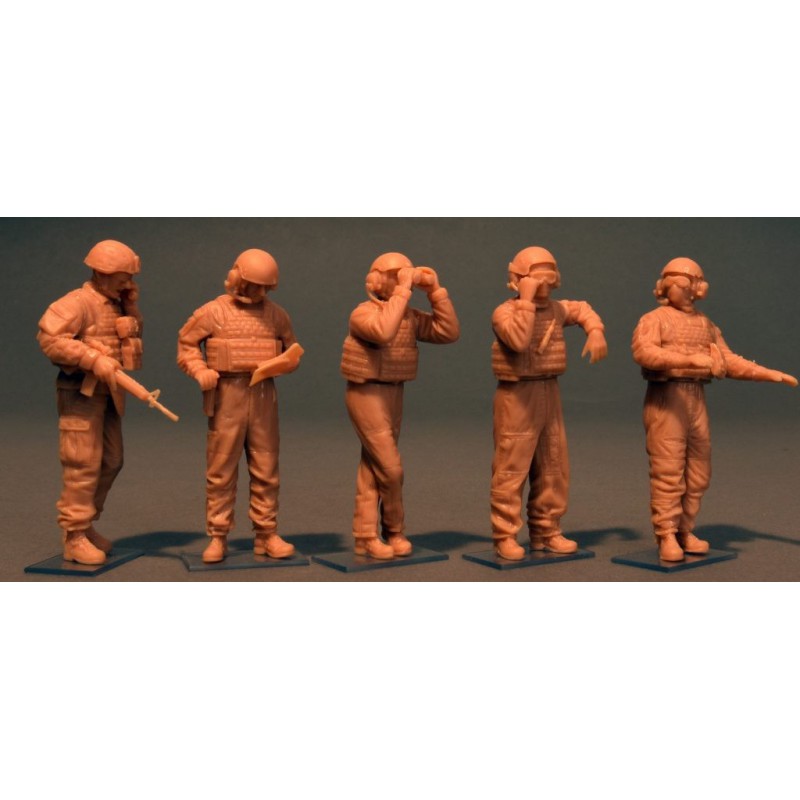 USMC tank crew. MINIART 37008