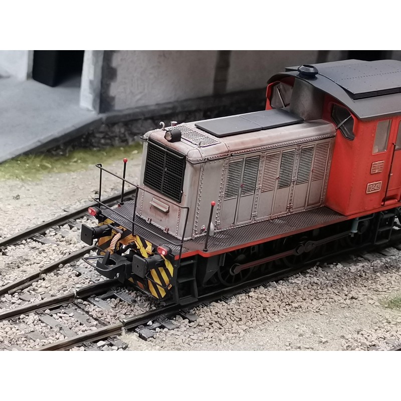 ELECTROTREN 3814W Diesel locomotive RENFE 303.049. Weathered, Railway ...